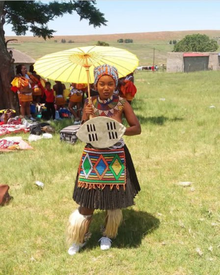 Zulu Maiden In Umemulo Traditional Attire – Clipkulture