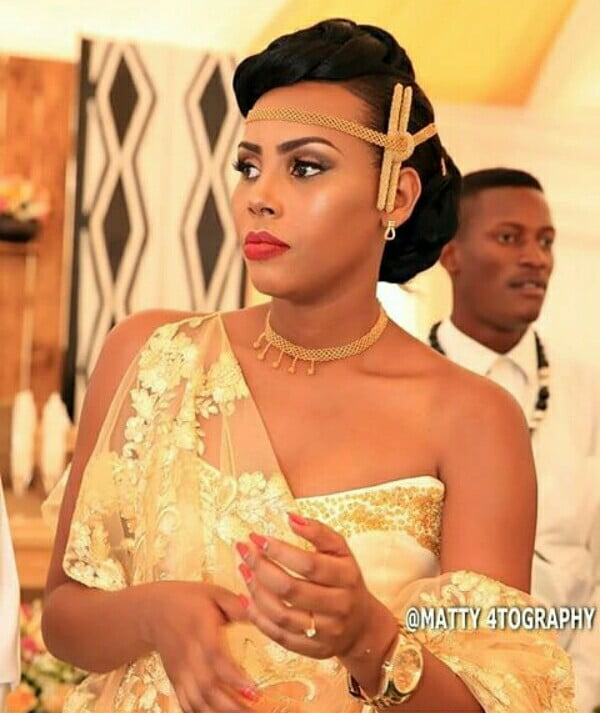 Clipkulture | Beautiful Rwandan Bride In Lace Mushanana Attire With ...