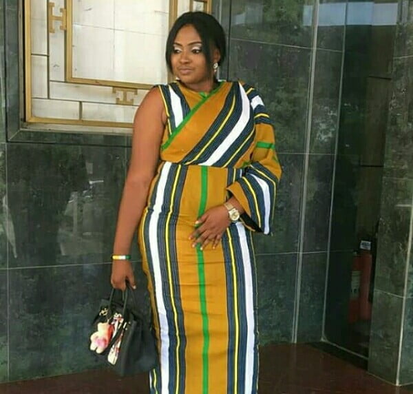 Clipkulture | Lady In One Arm Modern Igala Traditional Dress