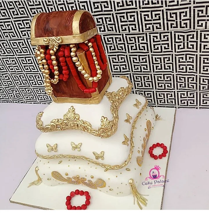 Clipkulture | 4-tier Igbo Traditional Wedding Pillow Cake