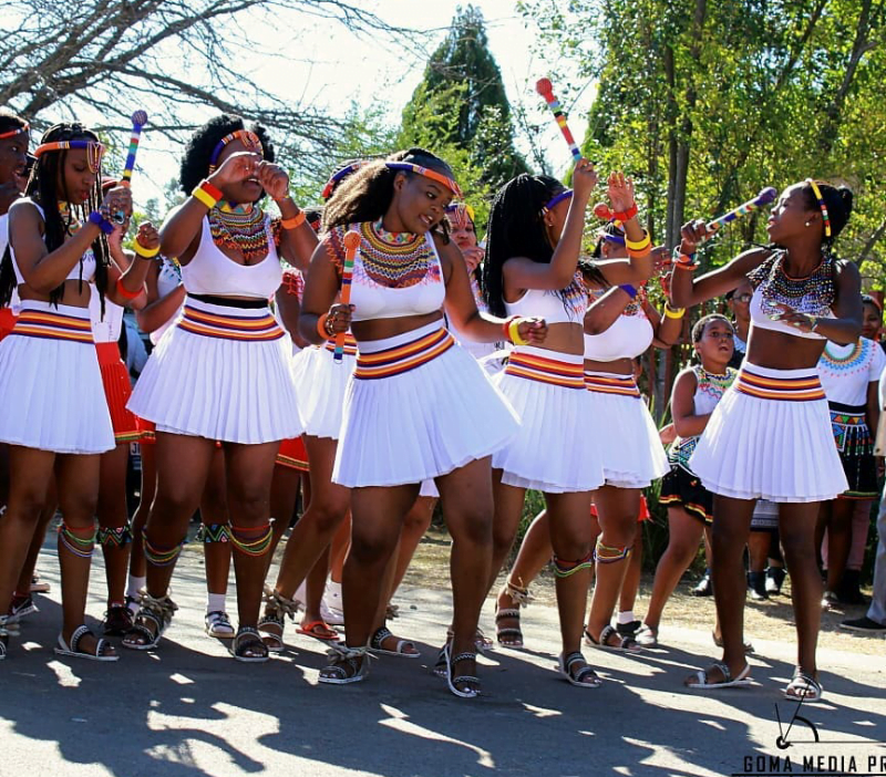 Clipkulture | Zulu Maidens In Beautiful White Patterned Skirts and Tops ...