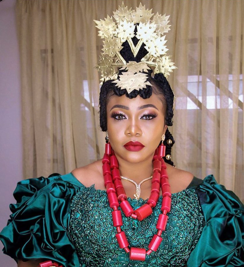 Clipkulture | Calabar Bride In Beautiful Green Onyonyo Dress, Coral ...