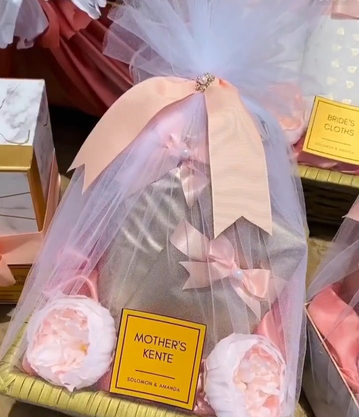 Clipkulture | Basket Gift Wrapping for Engagement